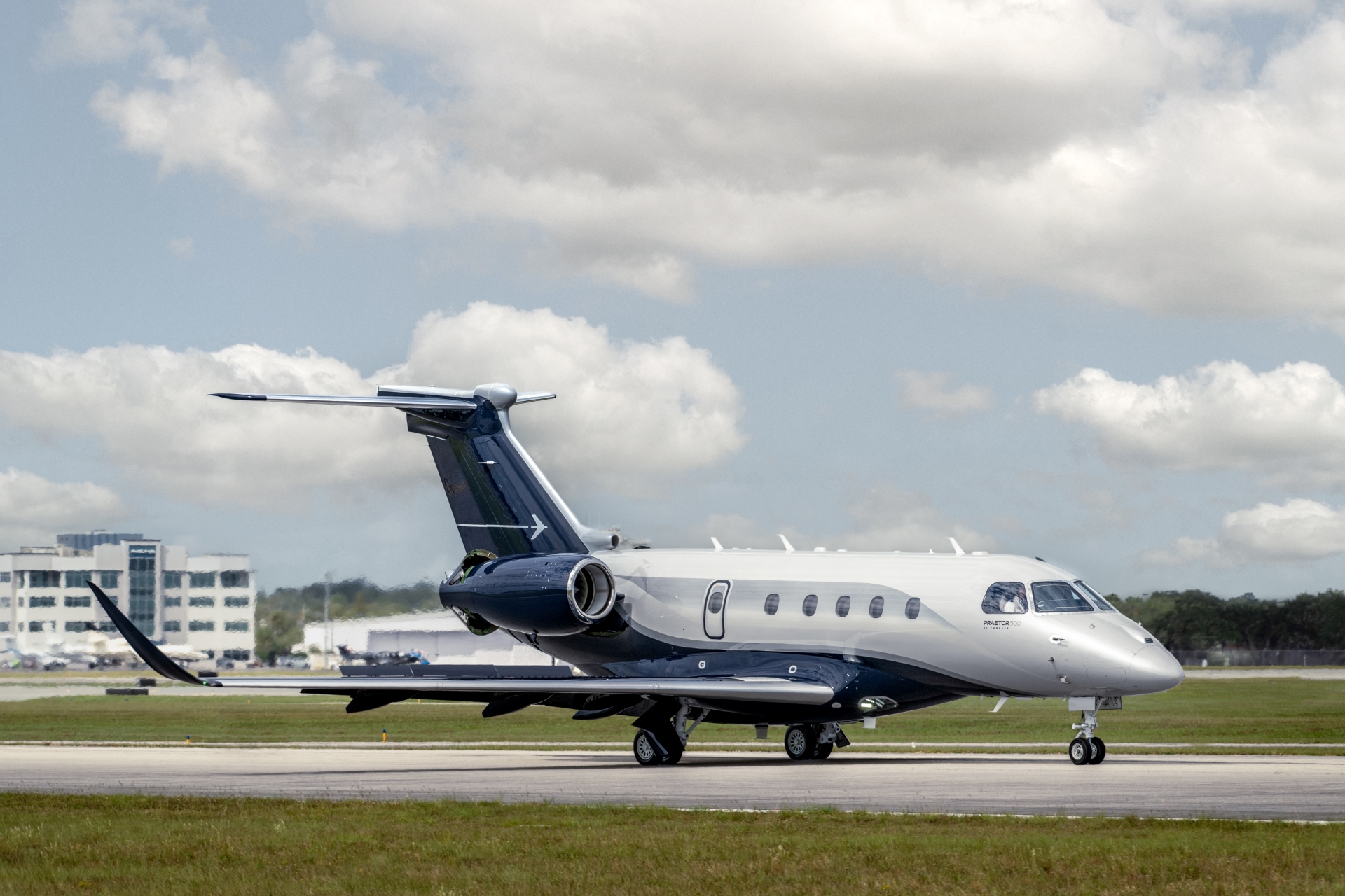 Praetor 600 - Executive Jets - Embraer